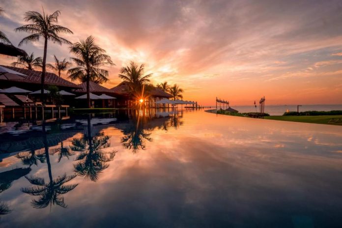 Where to stay in Cam Ranh? 12 Luxurious, Classy Resorts for Your ...