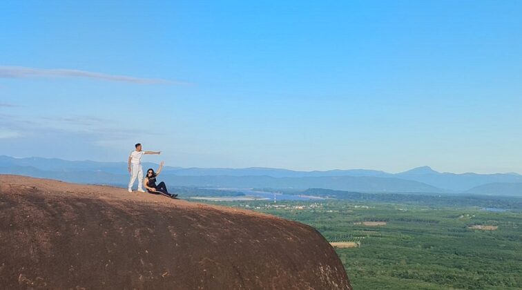 Hin Sam Wan - Conquering the Famous “Three Whale Rocks" in Bueng Kan ...